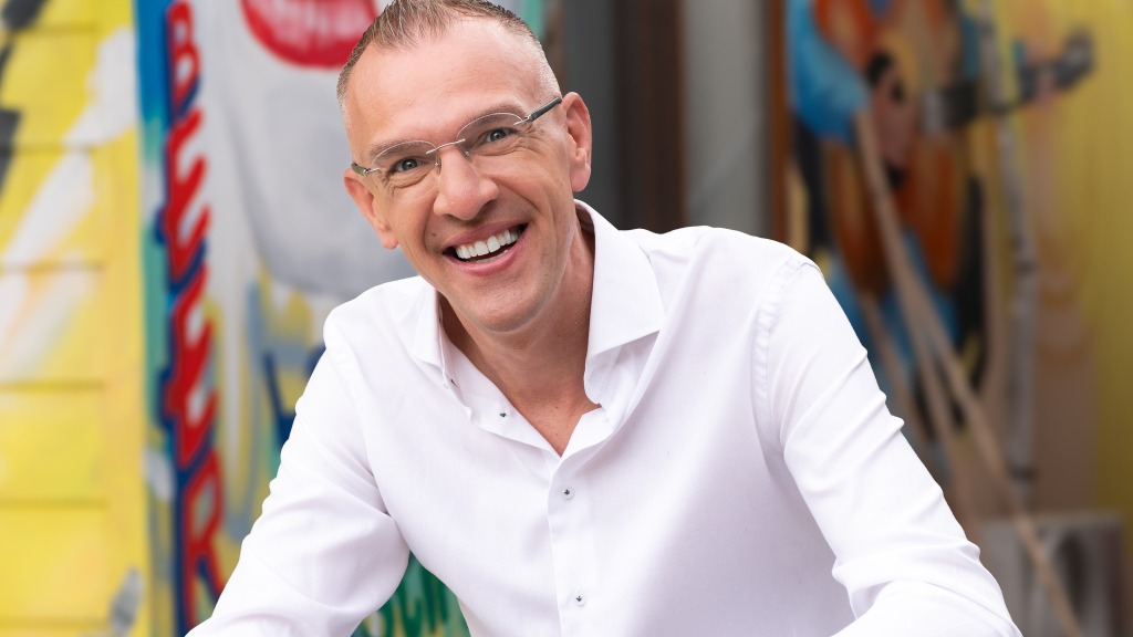 Marco de Hollander haalt 30.000 euro op voor KWF en doet mee aan Alpe d ...