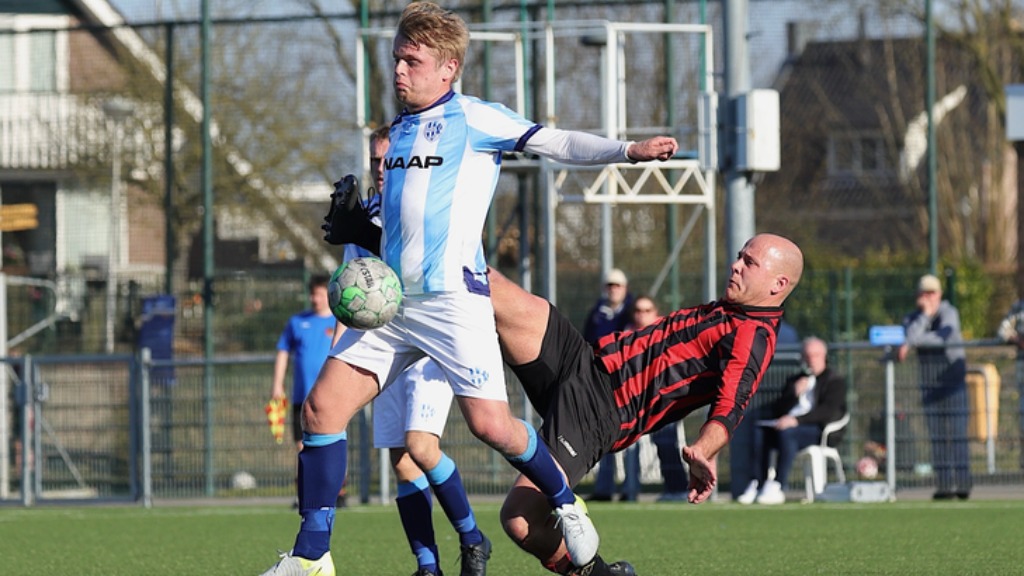 Voetbalweekend: Altior zet grote stap naar de titel, doek valt voor ...